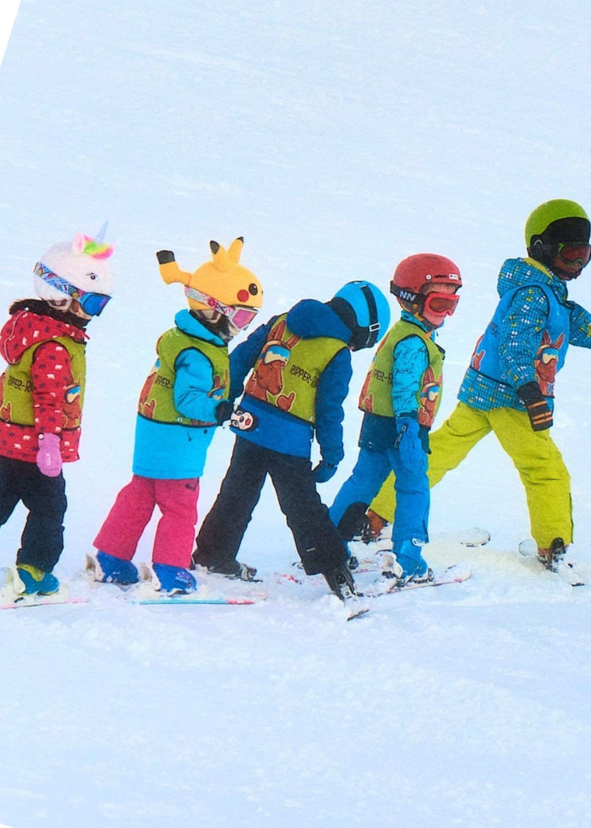 Best Kids Ski Gear To Have Fun And Stay Safe On The Slopes!